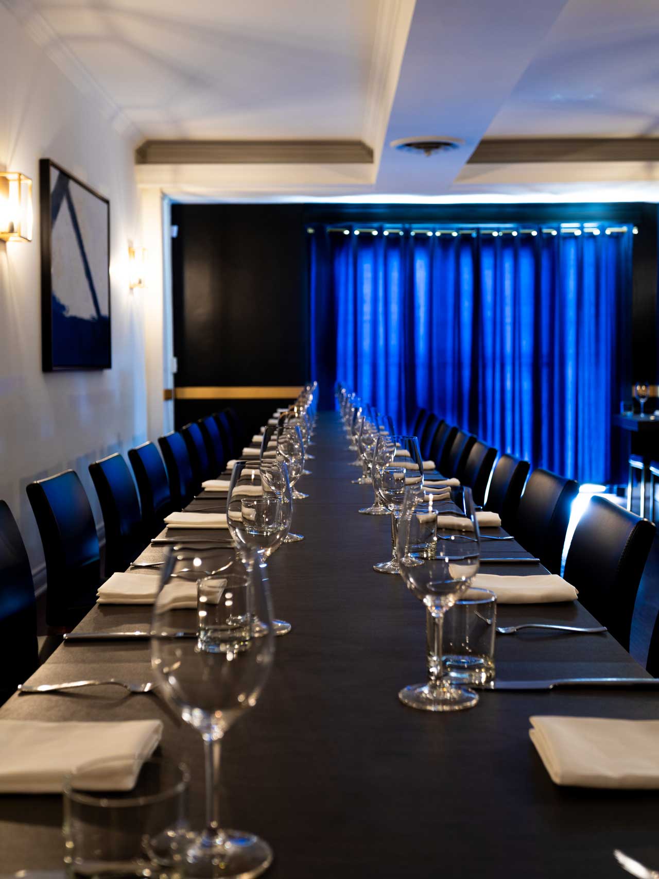 PRIVATE ROOM